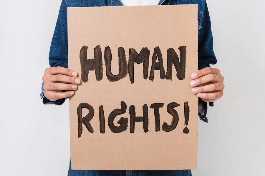 Los derechos humanos siguen siendo violados por las guerras | Revista Mensaje